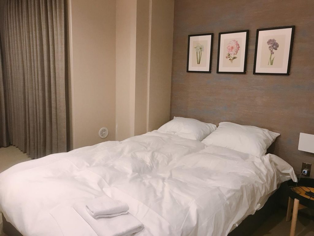 (東京)新宿住宿推薦｜新宿周邊飯店分享- 空間寬敞附廚房、如自己家般舒適的公寓式飯店-the MOTO Hotel - 窩日本 Wow-Japan
